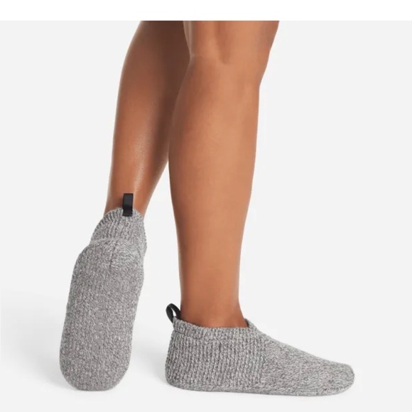Bombas | Shoes | Bombas Gray Gripper Slipper Socks | Poshmark